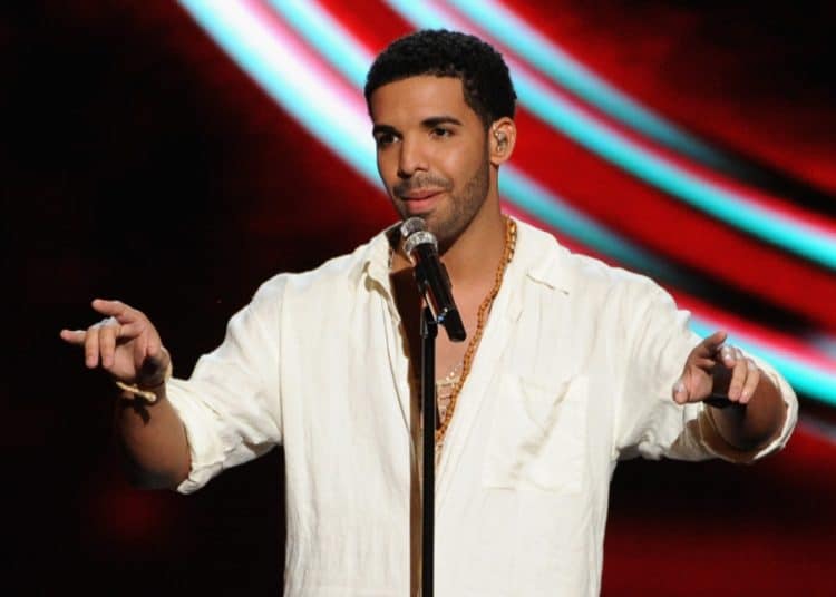 Top 10 Hottest Rappers Right Now Feat. Eminem, Drake & More