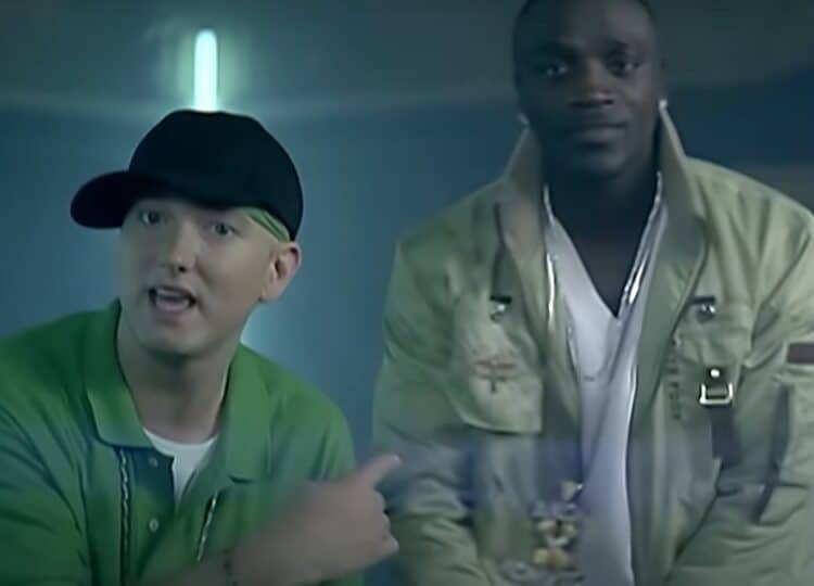 Akon & Eminem's 'Smack That' Video Hits 1 Billion Youtube Views