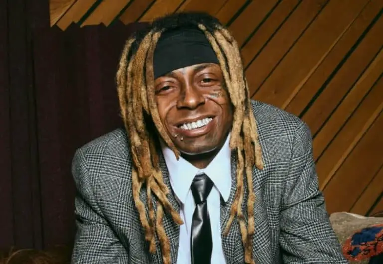 Lil Wayne's 'Tha Carter VI' Debuts At #2 On US Billboard 200 Chart